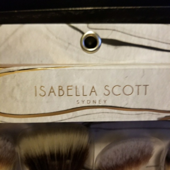 Isabella scott | Makeup | Isabella Scott | Poshmark